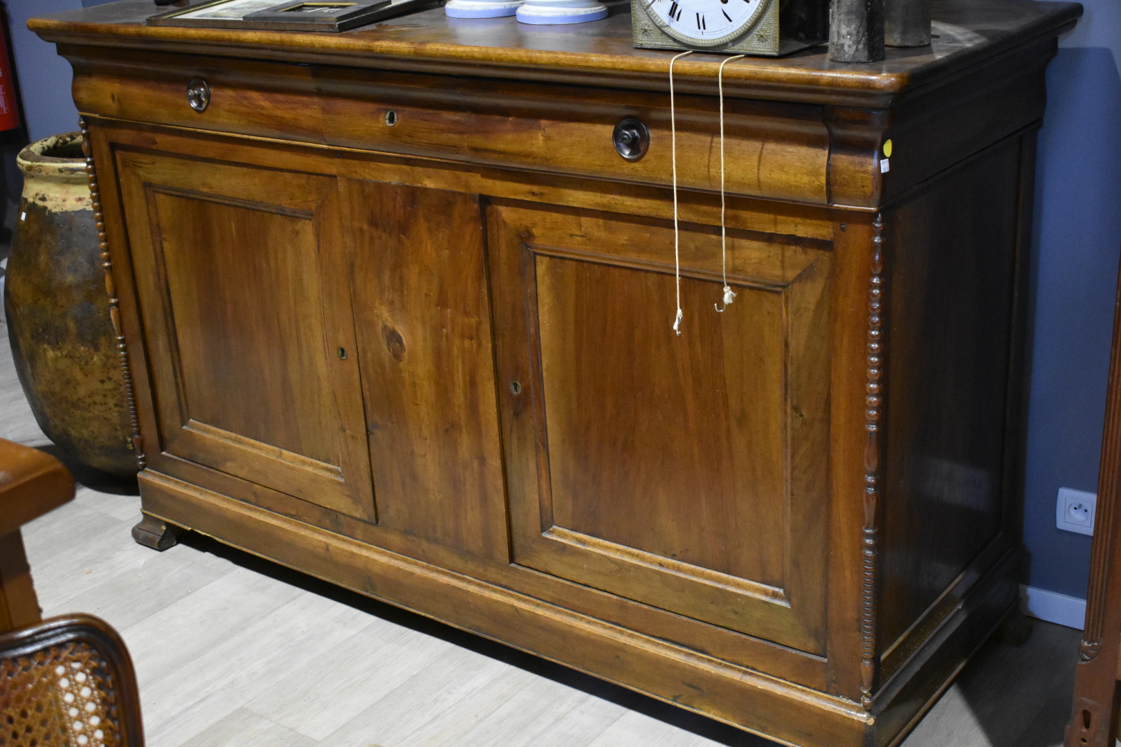 Buffet rustique en noyer ouvrant à 3 tiroirs et 2 portes/ XIXe siècle ...