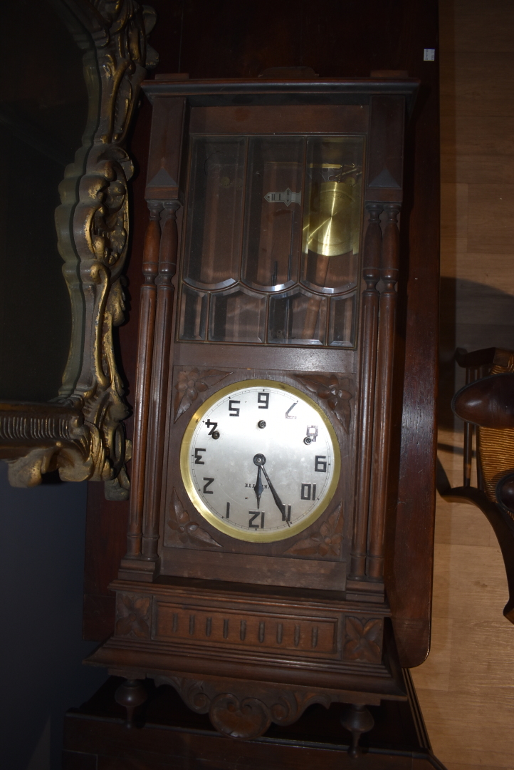 Carillon en bois à plusieurs sonneries. - Enchères Occitanes - Marylou ...