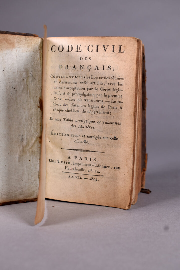 CODE CIVIL des Français. Edition revue et corrigée sur celle officielle ...