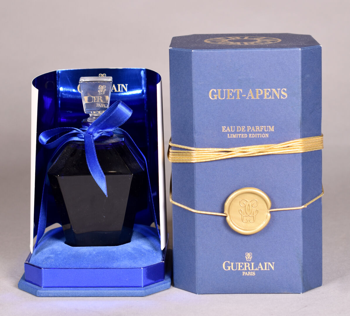GUERLAIN, "Guet Apens" (années 1990) Présenté dans son coffret grand ...
